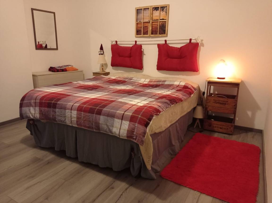 95 M² Apartamento ∙ 2 Habitaciones ∙ 2 Huéspedes - Monza