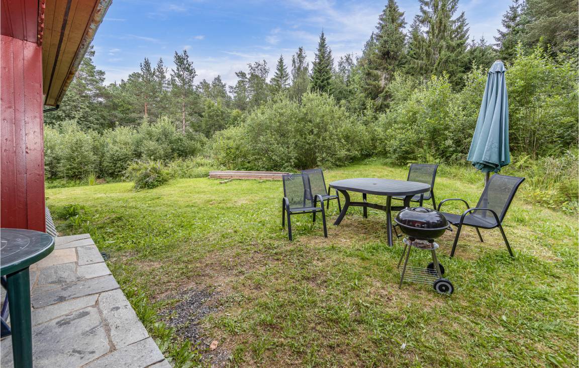 250 M² House ∙ 5 Bedrooms ∙ 8 Guests - Vestnes
