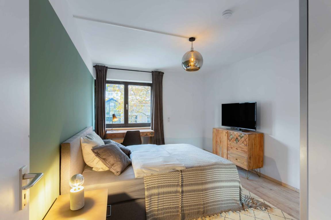 118 M² Private Room ∙ 1 Bedroom ∙ 1 Guest - Frankfurt