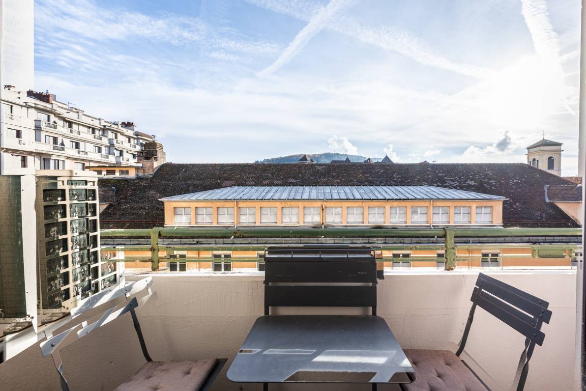 67 M² Appartement ∙ 2 Chambres ∙ 4 Personnes - Annecy