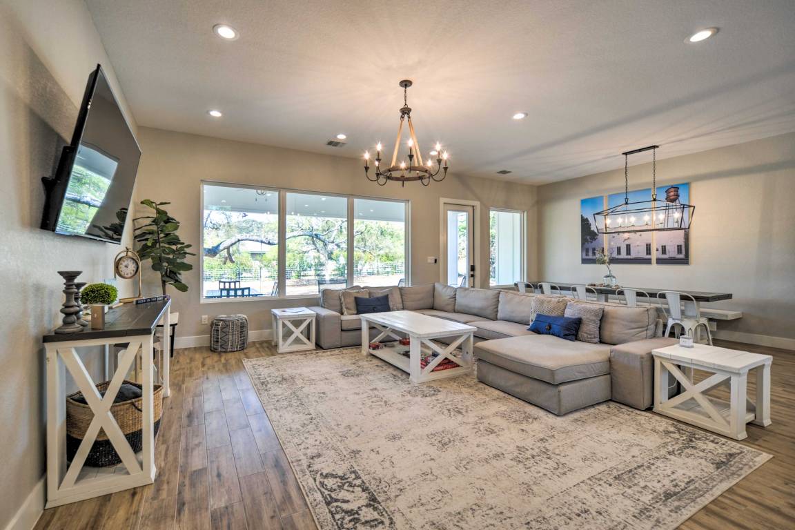 185 M² House ∙ 4 Bedrooms ∙ 11 Guests - Canyon Lake, TX