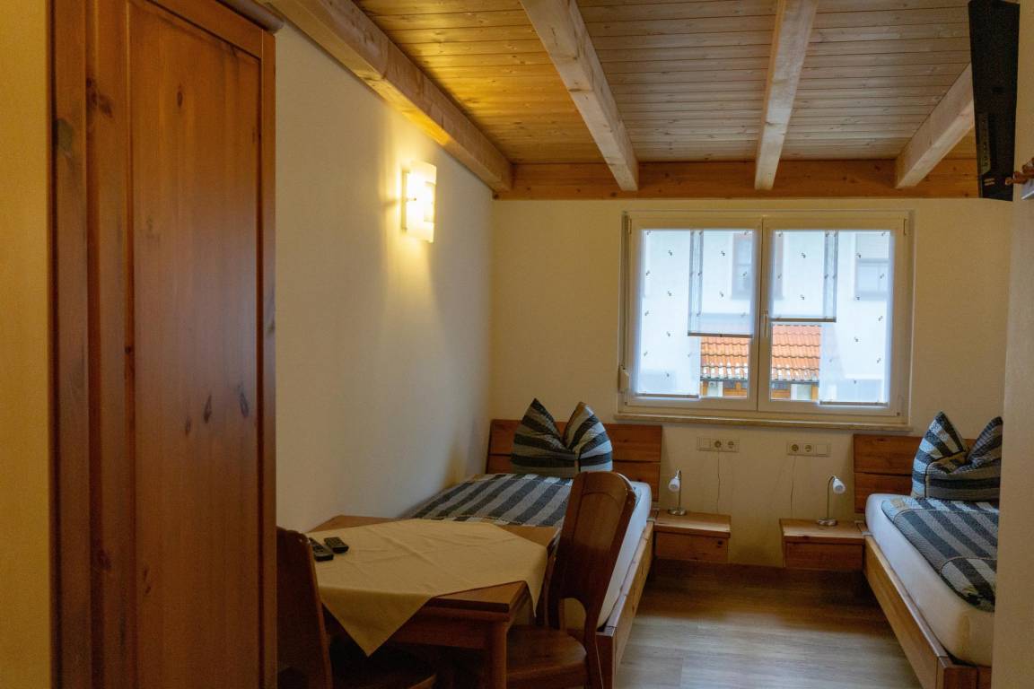 18 M² Hotel ∙ 1 Bedroom ∙ 2 Guests - Langenzenn