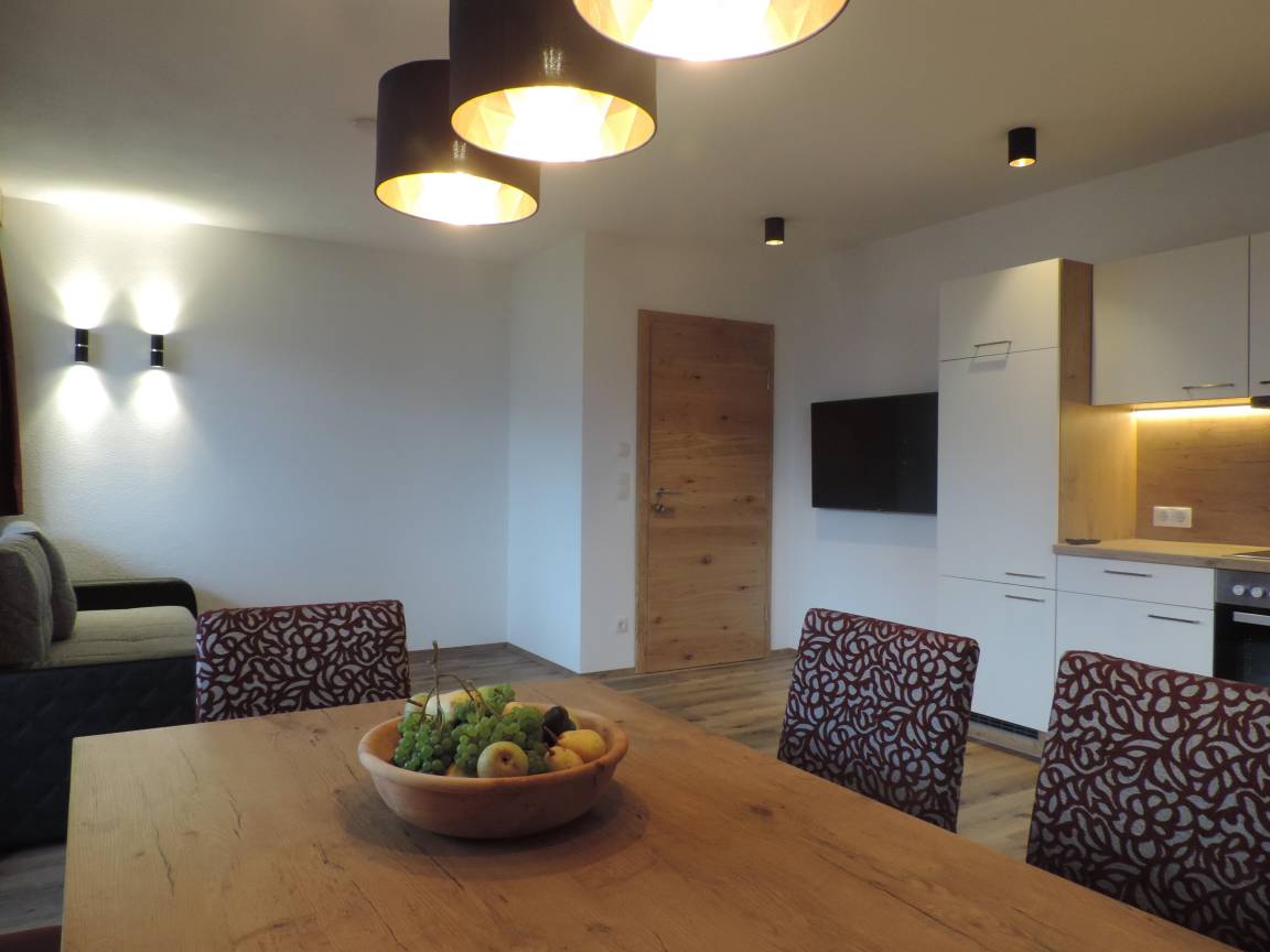 65 M² Apartment ∙ 2 Bedrooms ∙ 6 Guests - Zillertal