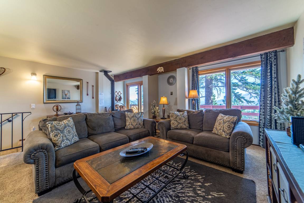 130 M² House ∙ 3 Bedrooms ∙ 8 Guests - June Lake, CA
