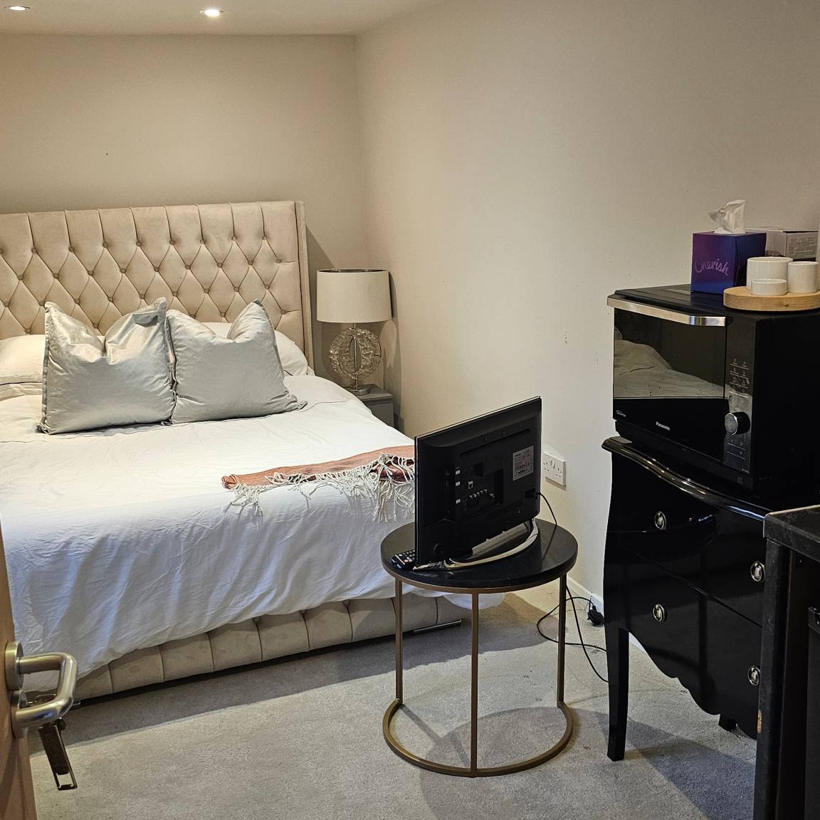 12 M² Estudio ∙ 1 Habitación ∙ 2 Huéspedes - Brentwood