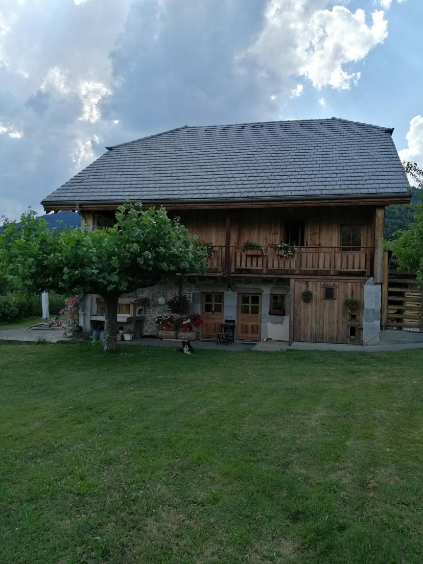 79 M² Gîte ∙ 2 Bedrooms ∙ 7 Guests - Cluses