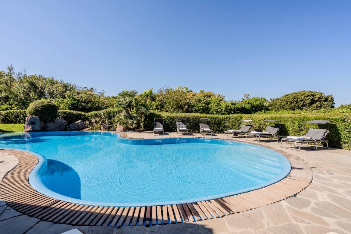 2000 M² Villa ∙ 5 Chambres ∙ 12 Personnes - Stintino