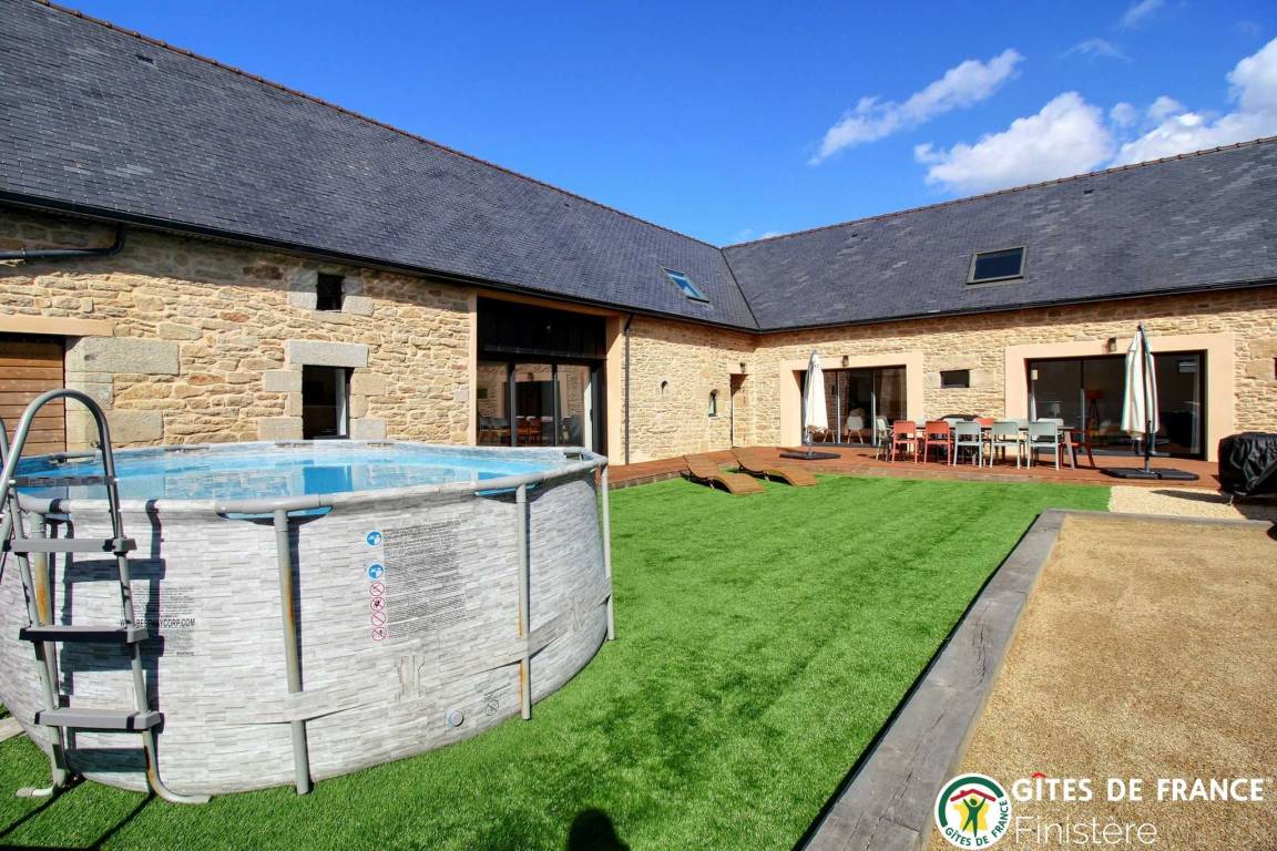 216 M² Gîte ∙ 4 Chambres ∙ 10 Personnes - Plozévet
