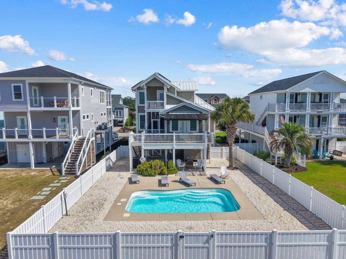 204 M² House ∙ 3 Bedrooms ∙ 9 Guests - Holden Beach, NC