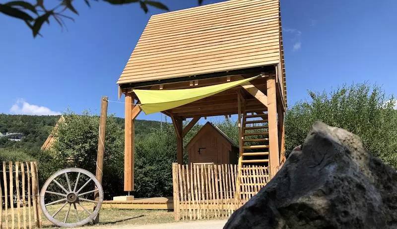 16 M² Mobil-home ∙ 1 Chambre ∙ 4 Personnes - Doubs