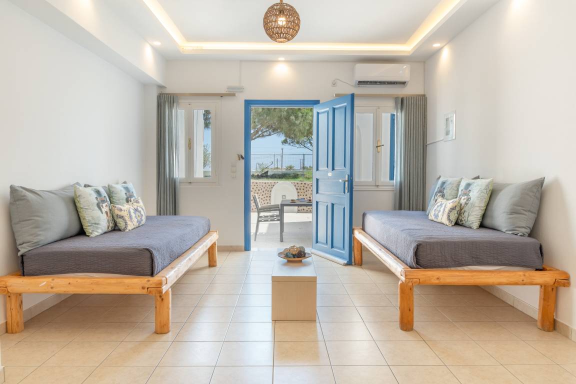 28 M² Aparthotel ∙ 1 Bedroom ∙ 4 Guests - Santorini