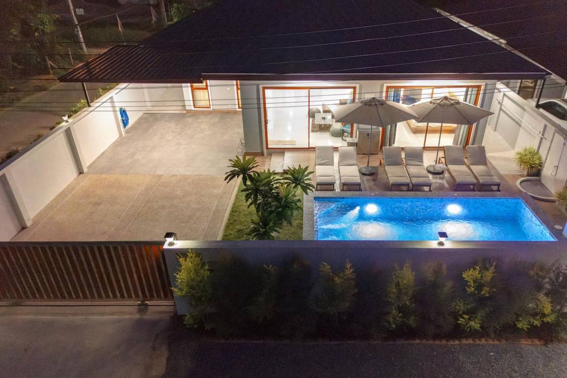 450 M² Villa ∙ 3 Bedrooms ∙ 6 Guests - Ao Nang
