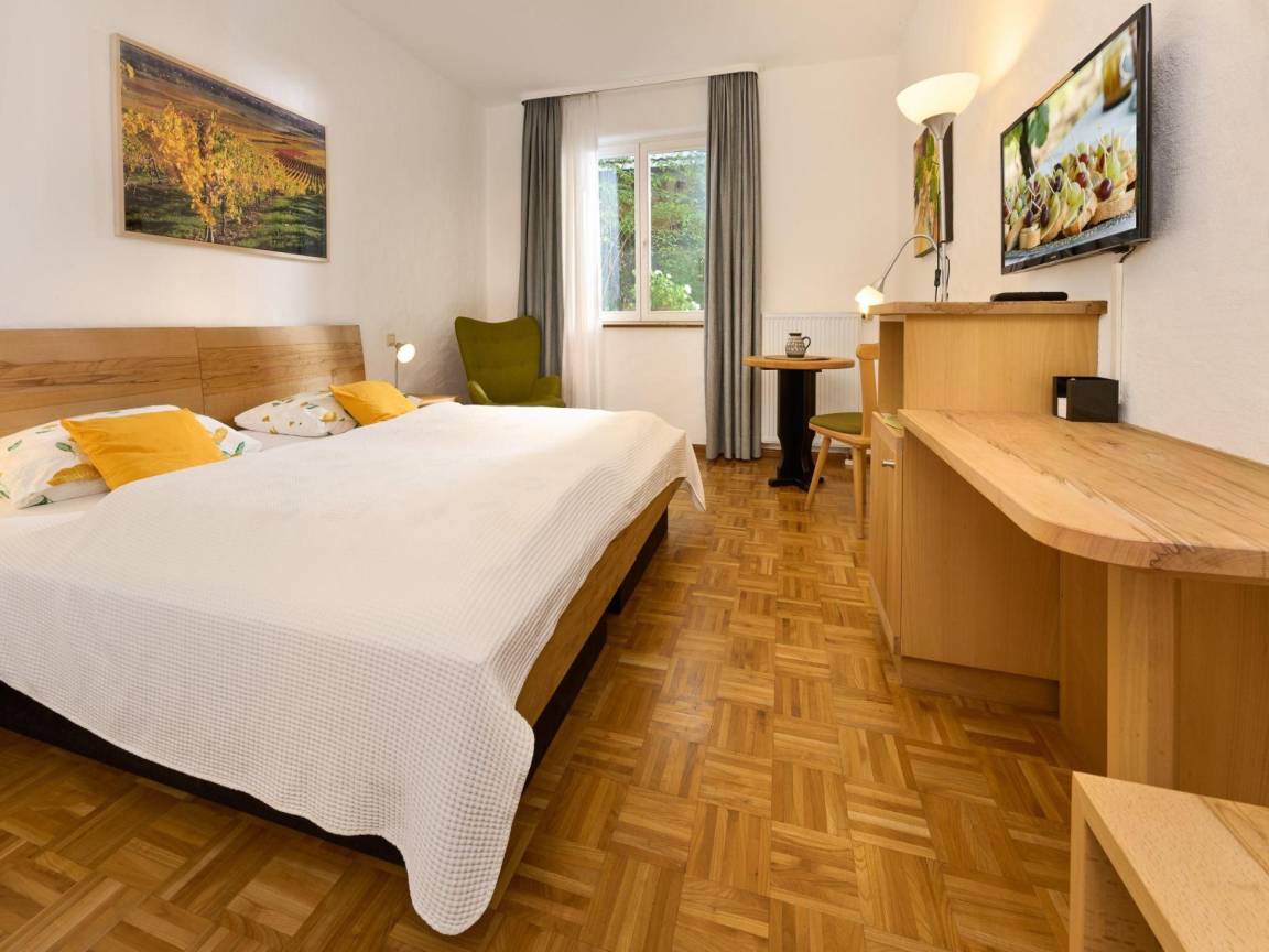 Privatzimmer ∙ 1 Schlafzimmer ∙ 2 Gäste - Bad Krozingen