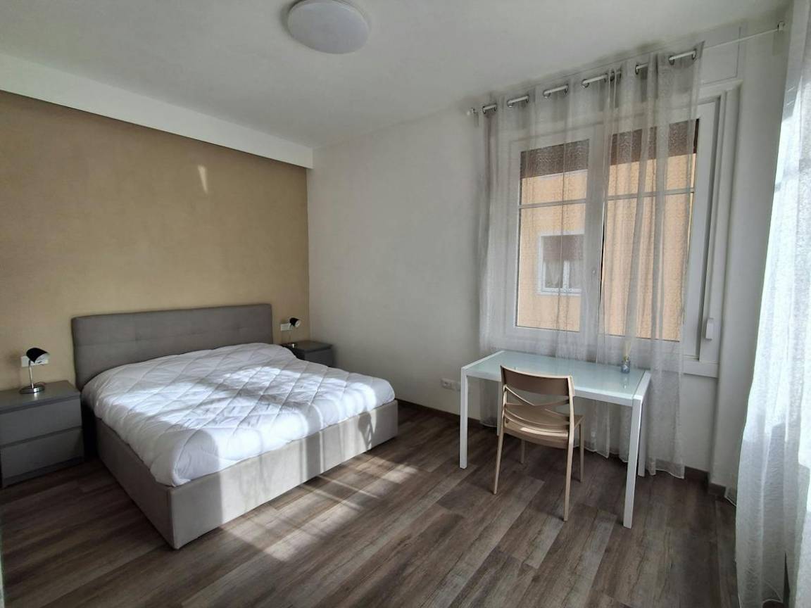 90 M² Private Room ∙ 1 Bedroom ∙ 1 Guest - Trento