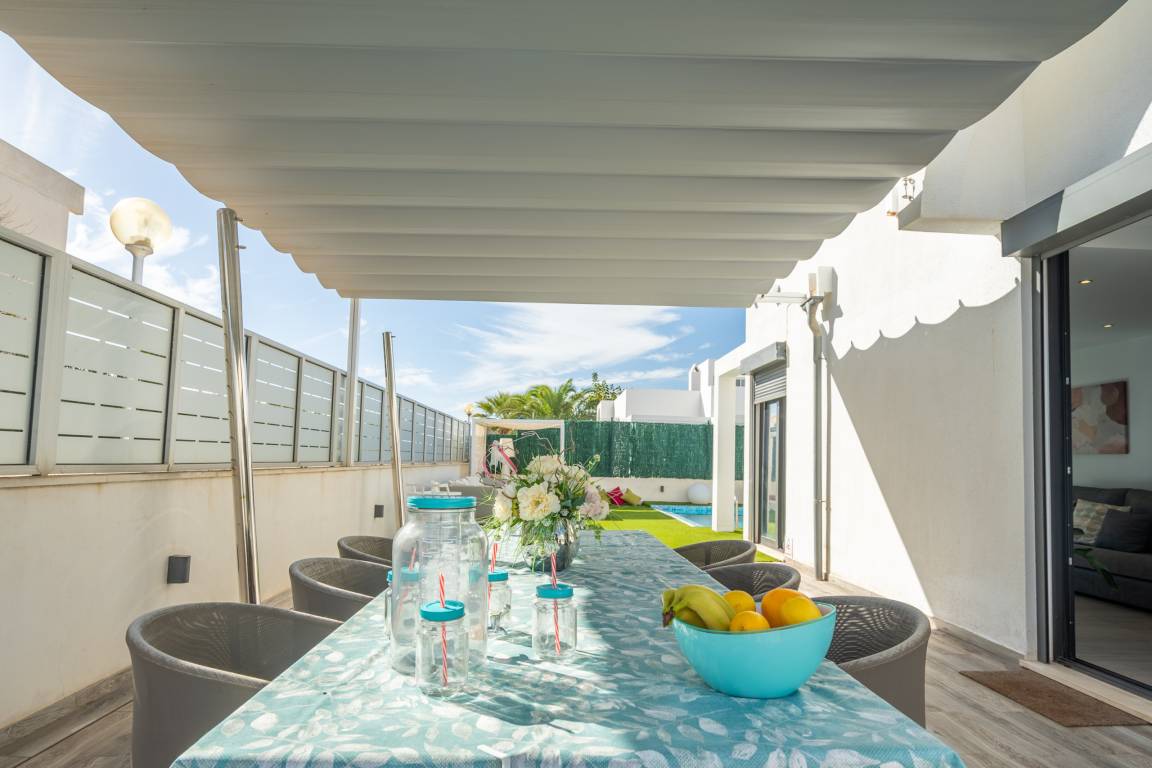 140 M² Villa ∙ 3 Bedrooms ∙ 4 Guests - Can Picafort