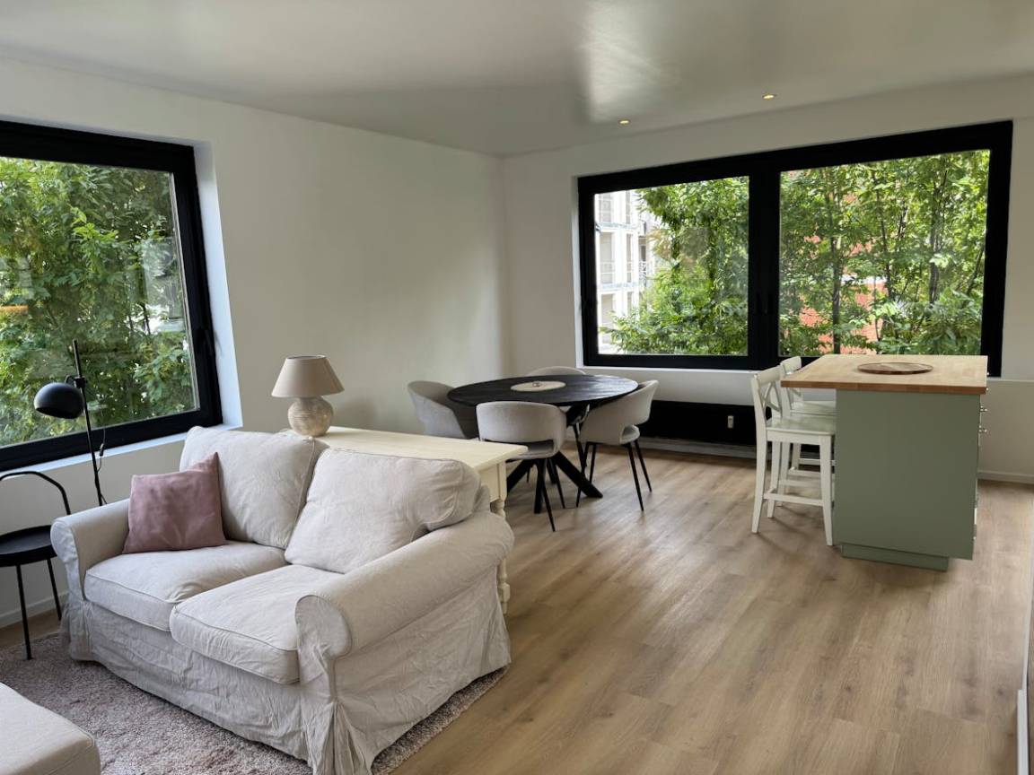 95 M² Apartamento ∙ 2 Habitaciones ∙ 4 Huéspedes - Anvers