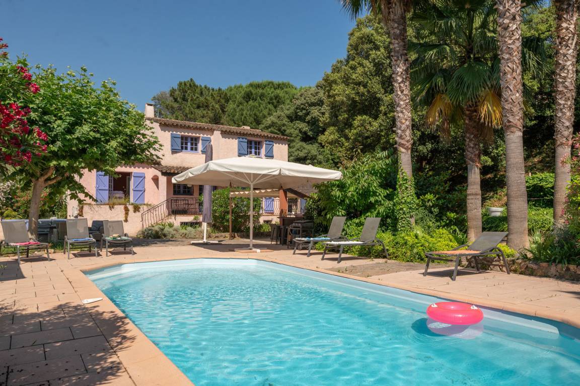220 M² Villa ∙ 7 Chambres ∙ 14 Personnes - Sainte-Maxime