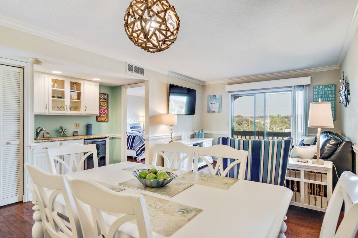 88 M² Apartamento ∙ 2 Habitaciones ∙ 6 Huéspedes - St. Augustine Beach, FL