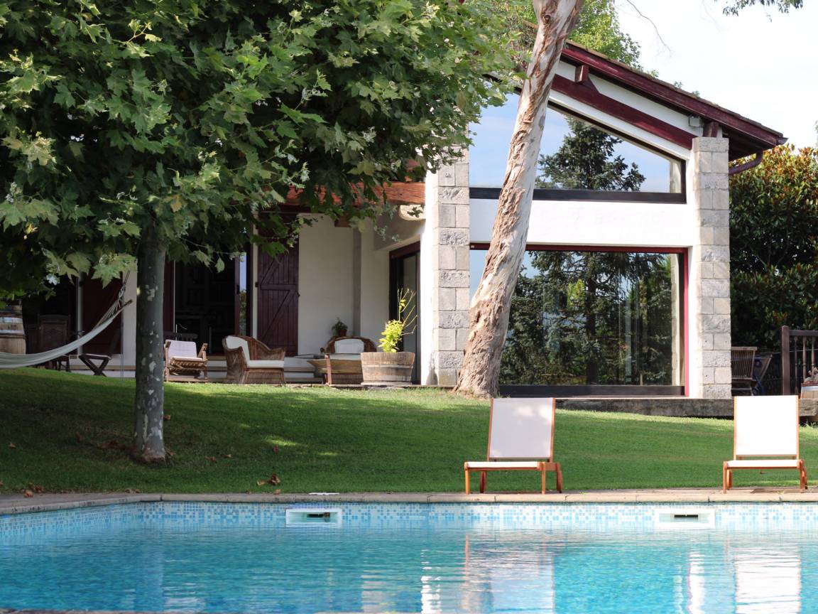 200 M² Villa ∙ 4 Chambres ∙ 6 Personnes - Ciboure