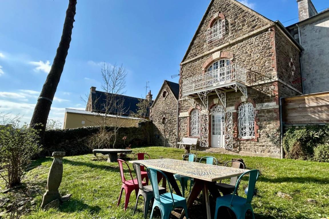 130 M² House ∙ 3 Bedrooms ∙ 9 Guests - Dinard