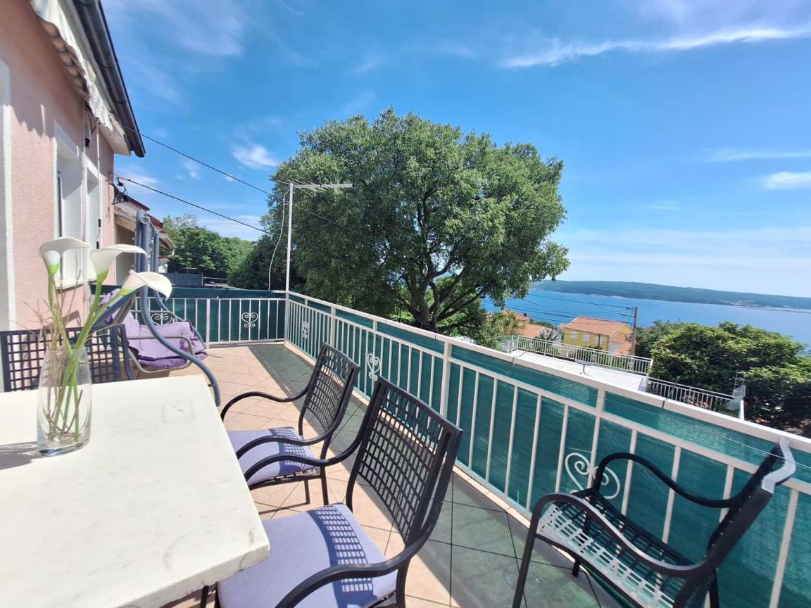 75 M² Apartment ∙ 2 Bedrooms ∙ 5 Guests - Crikvenica