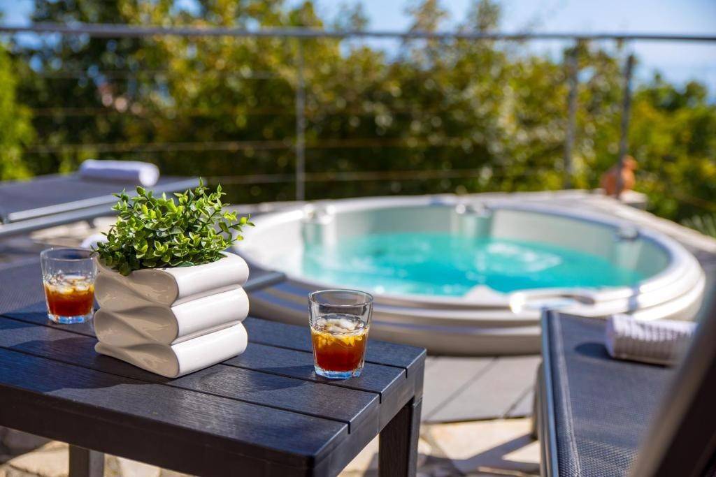 84 M² Villa ∙ 2 Bedrooms ∙ 6 Guests - Croatia