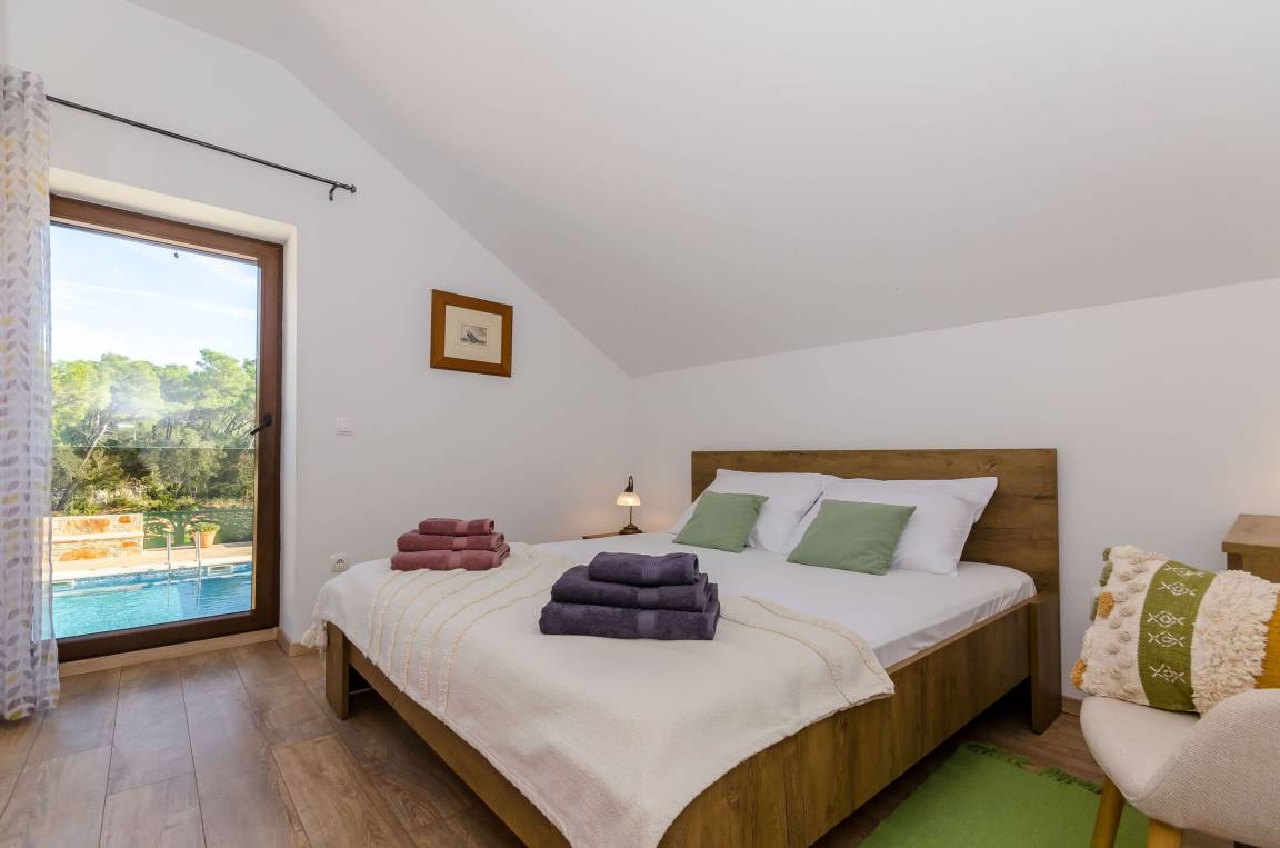 Ferienhaus ∙ 3 Schlafzimmer ∙ 8 Gäste - Stari Grad