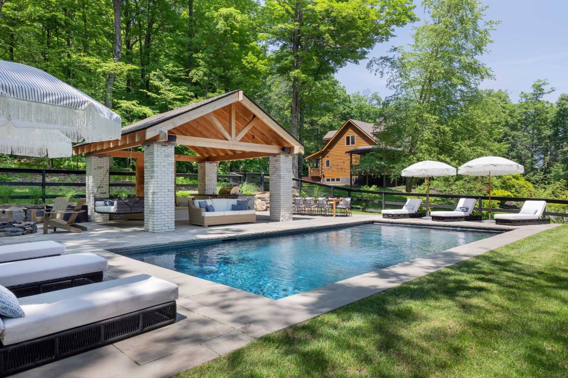 House ∙ 4 Bedrooms ∙ 10 Guests - Red Hook, NY