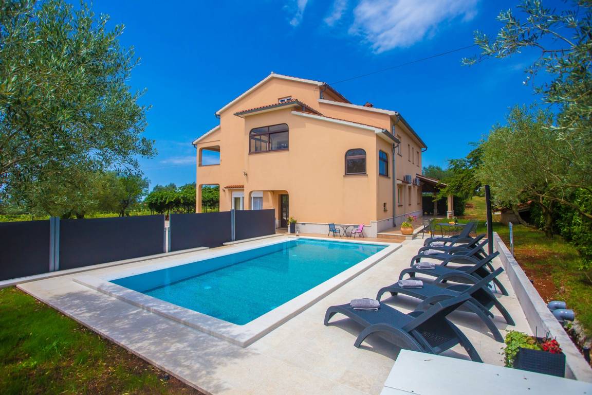 119 M² Appartement ∙ 3 Slaapkamers ∙ 8 Gasten - Rovinj