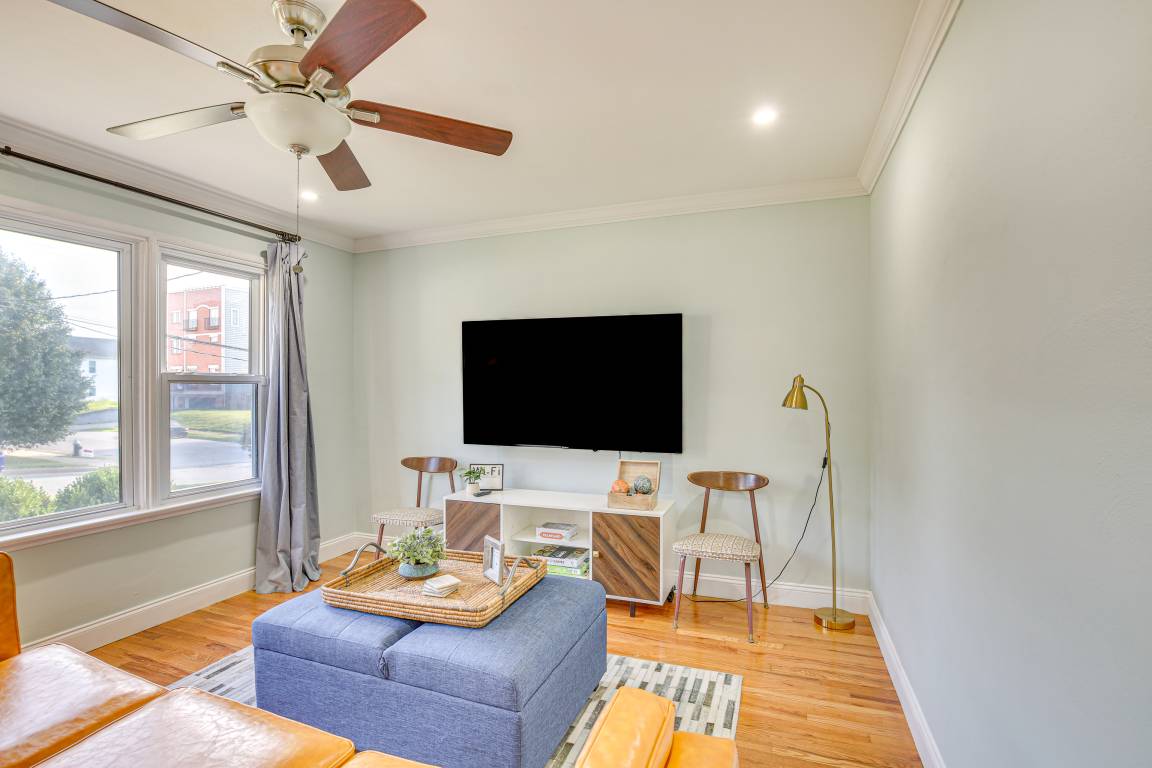 130 M² House ∙ 2 Bedrooms ∙ 7 Guests - Kirkwood, MO