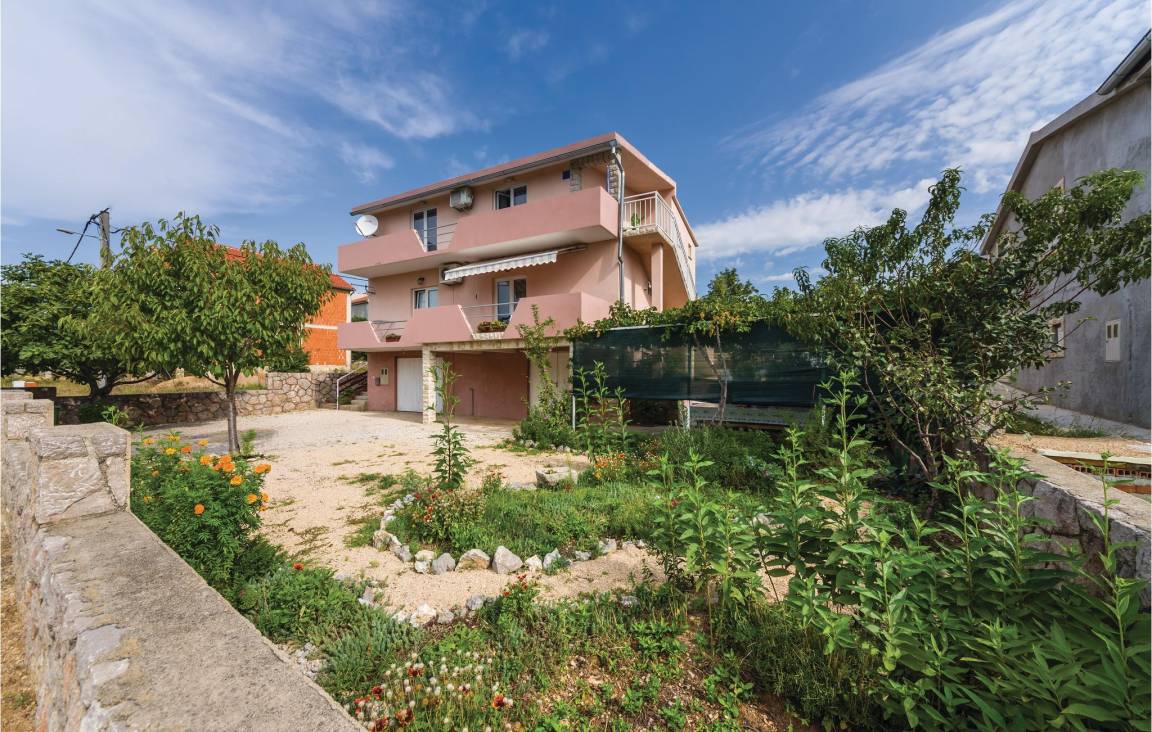 75 M² Apartment ∙ 3 Bedrooms ∙ 6 Guests - Croatia