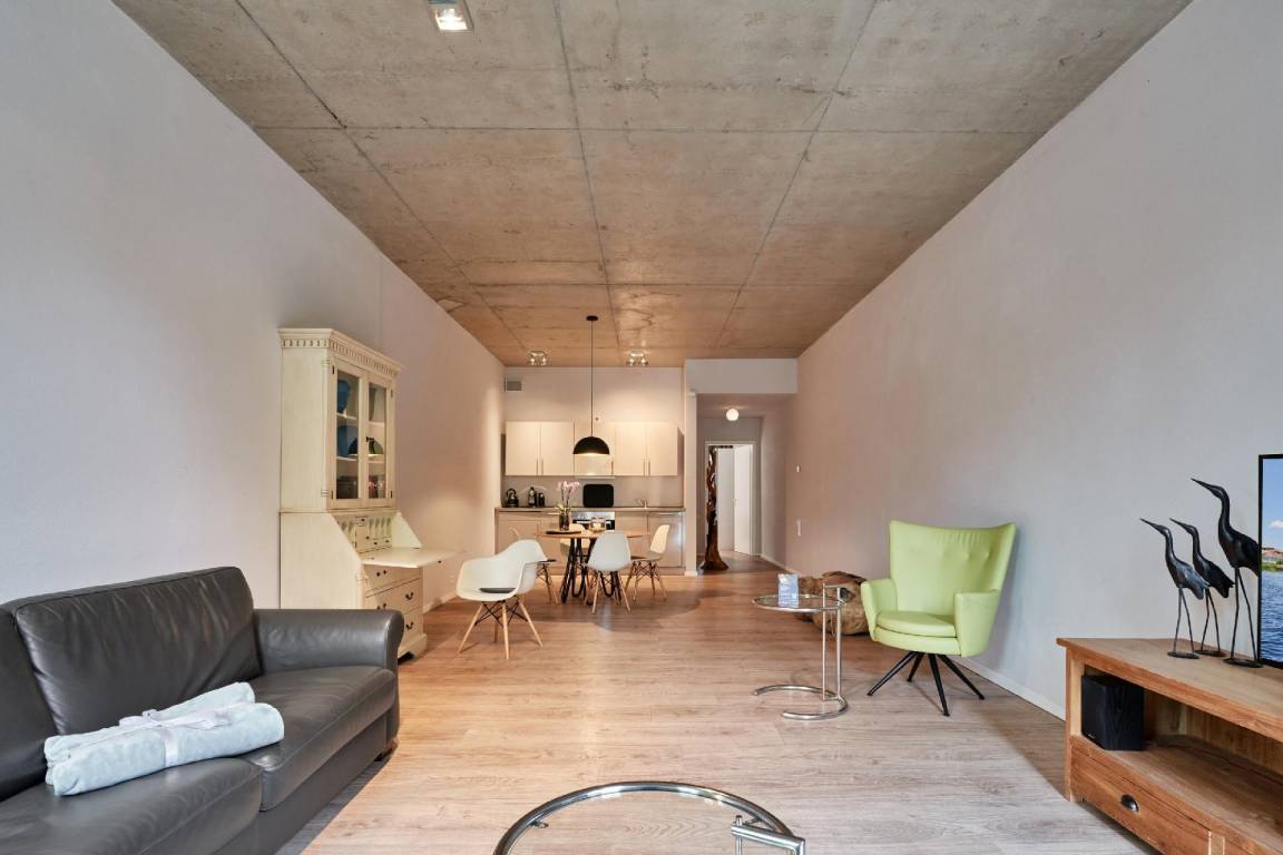 68 M² Ferienwohnung ∙ 1 Schlafzimmer ∙ 4 Gäste - Brandenburg an der Havel