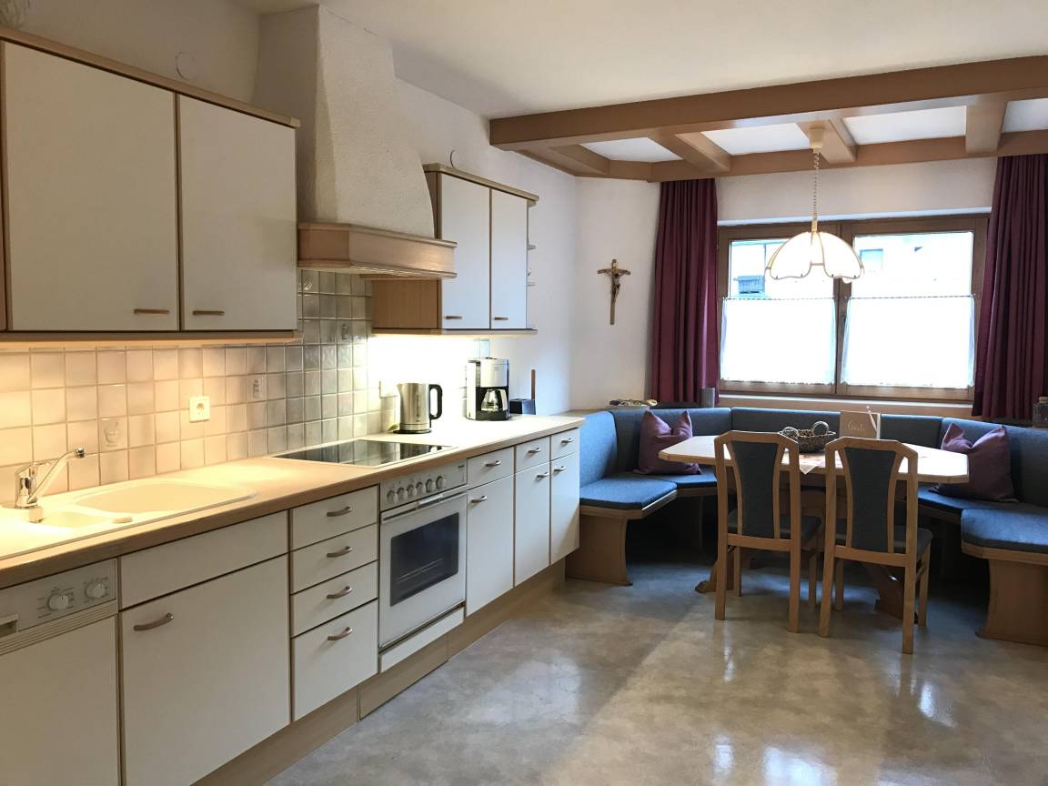 150 M² Ferienwohnung ∙ 2 Schlafzimmer ∙ 5 Gäste - Zillertal