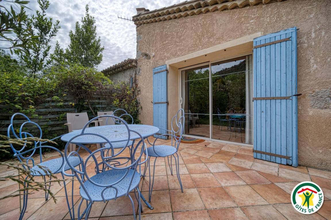 65 M² Gîte ∙ 2 Chambres ∙ 4 Personnes - Drôme