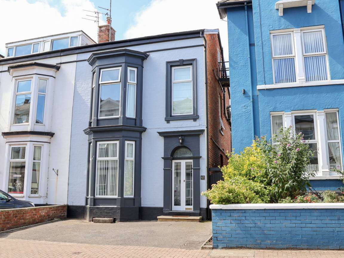 Cottage ∙ 5 Chambres ∙ 12 Personnes - Southport