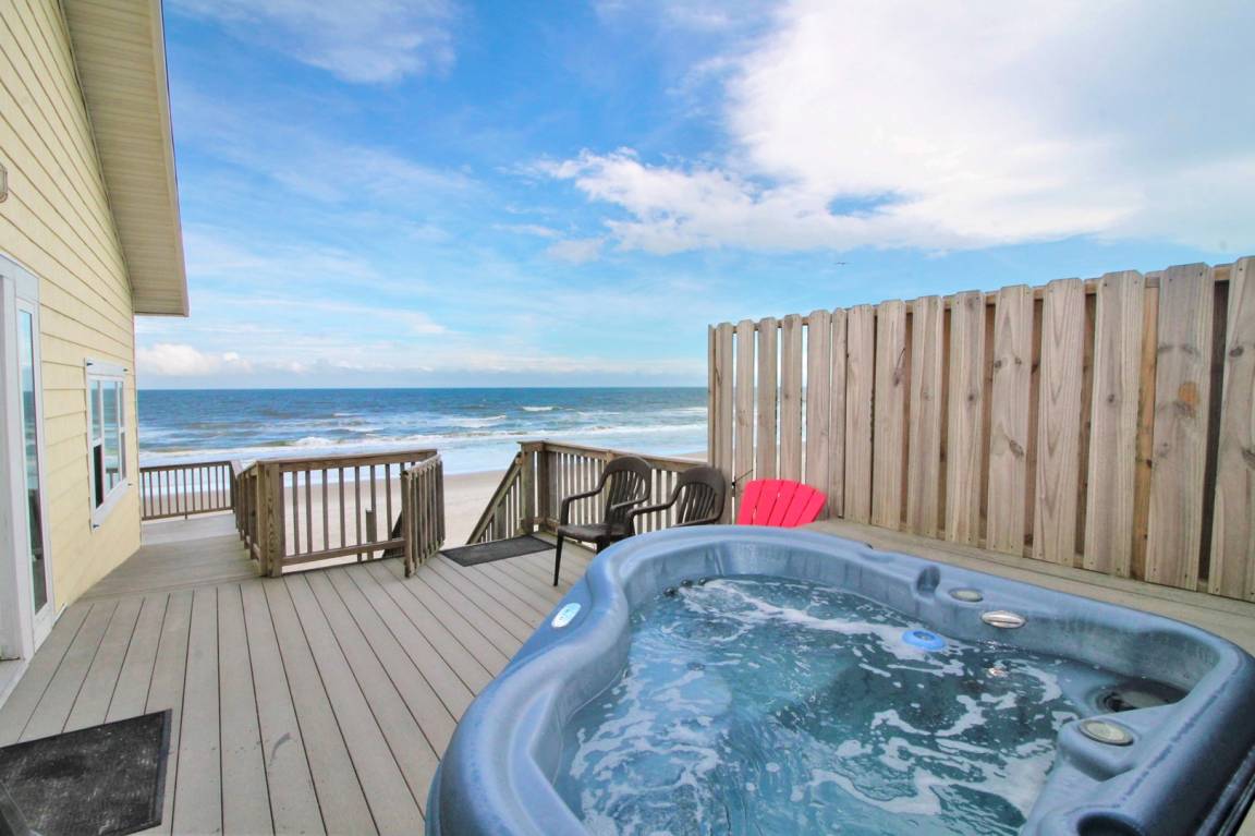 House ∙ 4 Bedrooms ∙ 10 Guests - Topsail Beach, NC