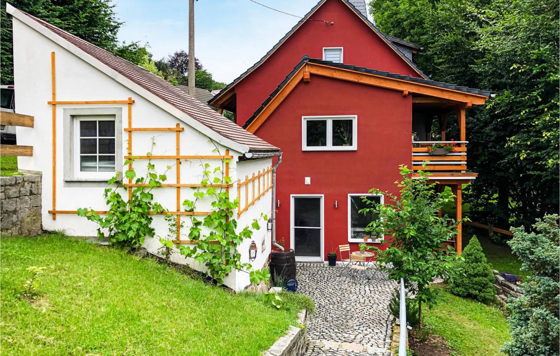 130 M² Ferienhaus ∙ 3 Schlafzimmer ∙ 10 Gäste - Pulsnitz
