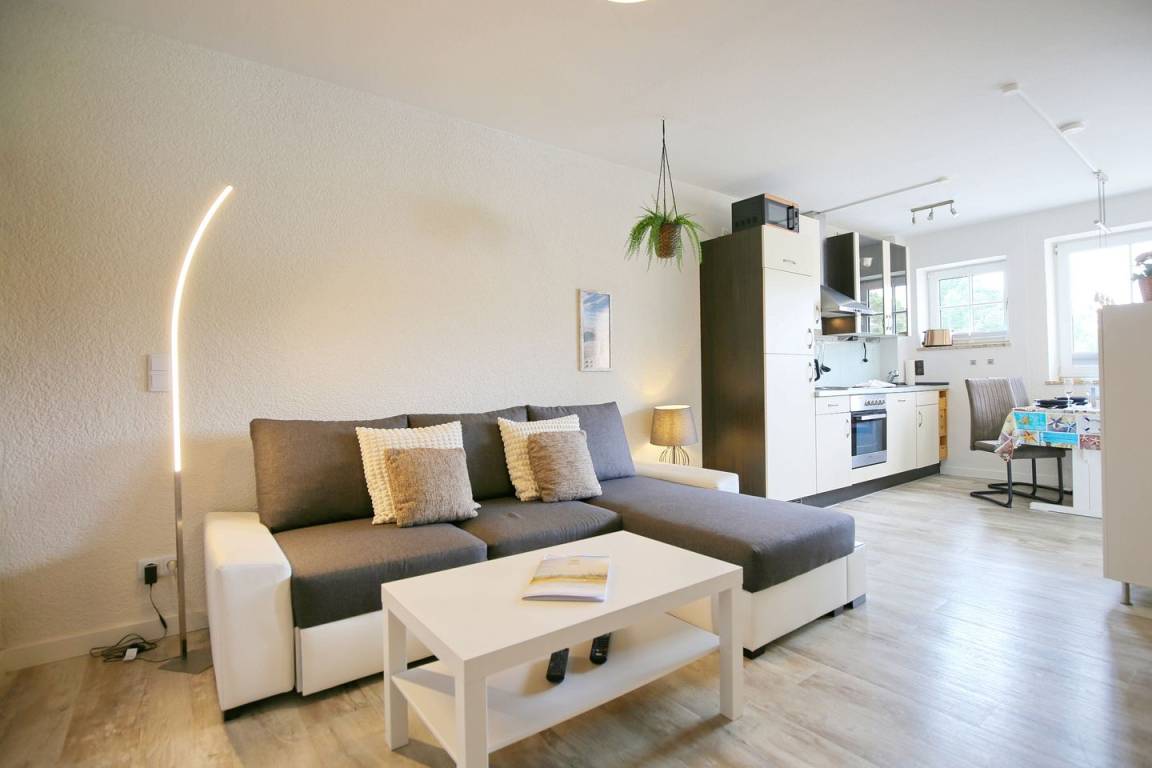 49 M² Ferienwohnung ∙ 2 Schlafzimmer ∙ 2 Gäste - Eutin