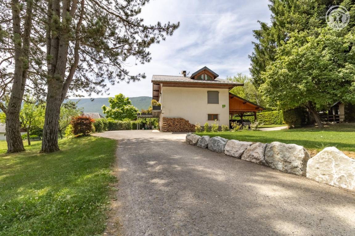 77 M² Gîte ∙ 3 Chambres ∙ 6 Personnes - Lescheraines
