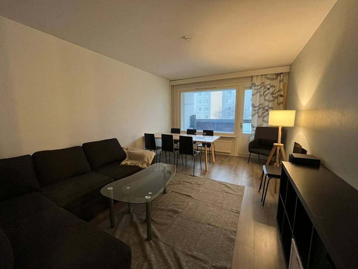 75 M² Apartment ∙ 2 Bedrooms ∙ 5 Guests - Helsinki