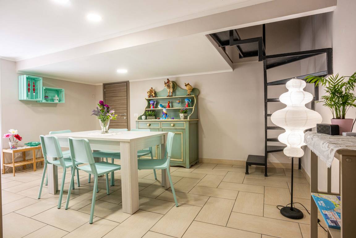 Ferienhaus ∙ 4 Schlafzimmer ∙ 6 Gäste - Neapel