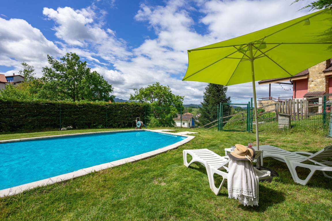 90 M² House ∙ 2 Bedrooms ∙ 4 Guests - Asturias