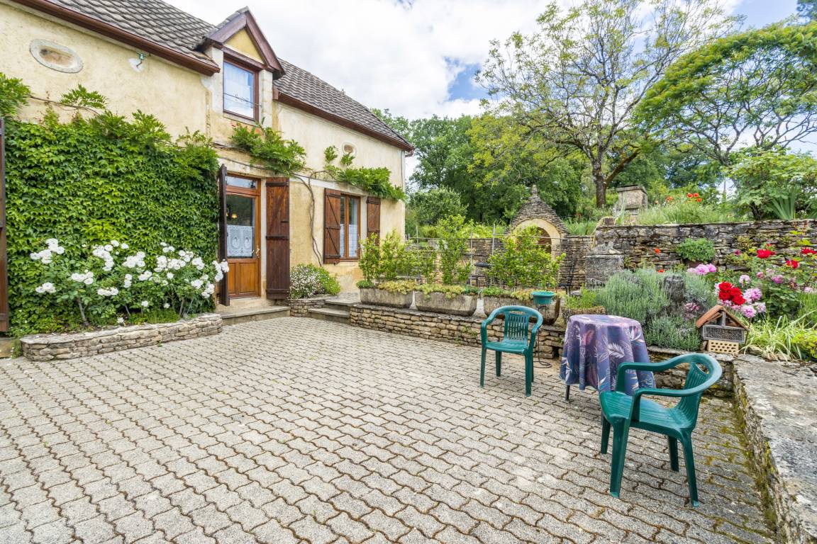 45 M² Ferienhaus ∙ 2 Schlafzimmer ∙ 4 Gäste - Montignac