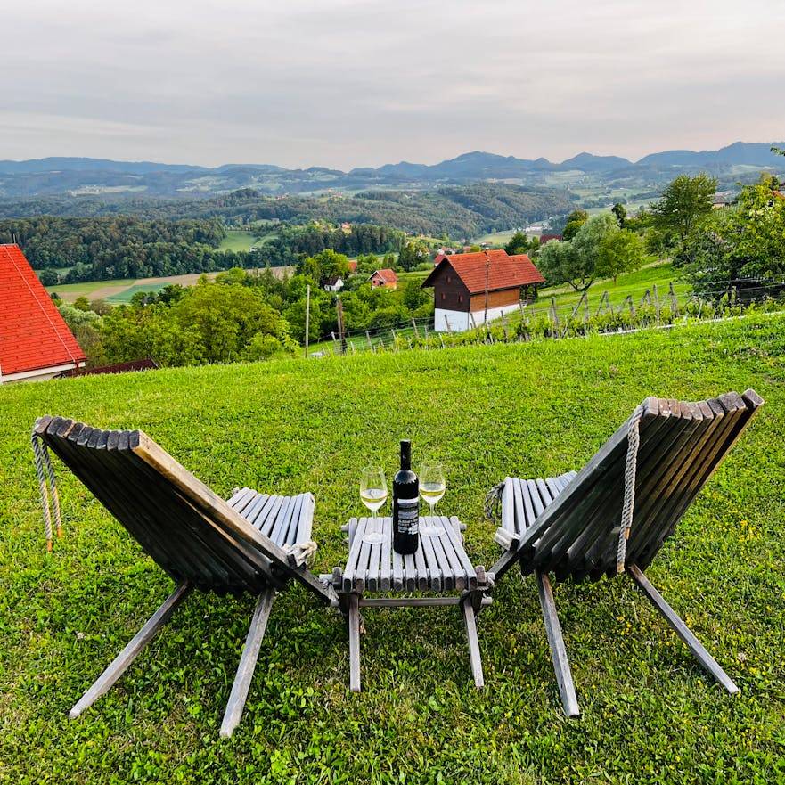 85 M² Apartment ∙ 1 Bedroom ∙ 4 Guests - Slovenia