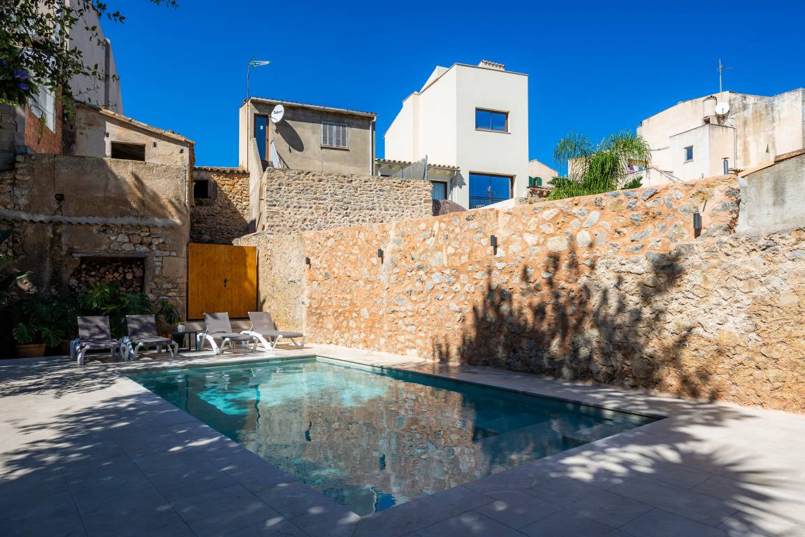 270 M² Maison De Vacances ∙ 4 Chambres ∙ 8 Personnes - Artà