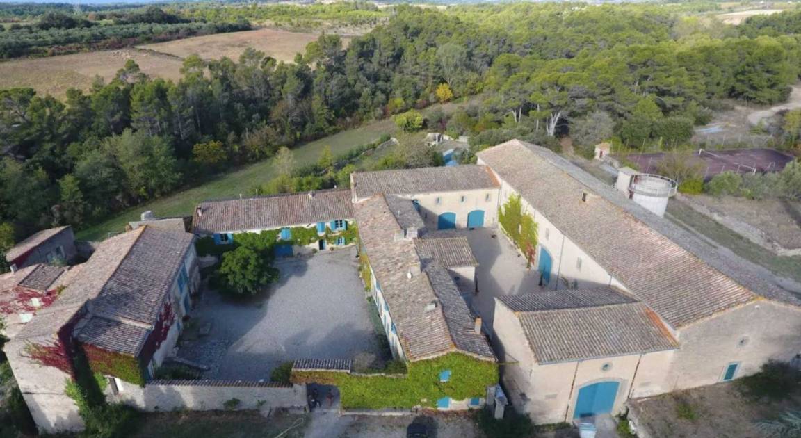 450 M² Gîte ∙ 15 Chambres ∙ 38 Personnes - Occitanie