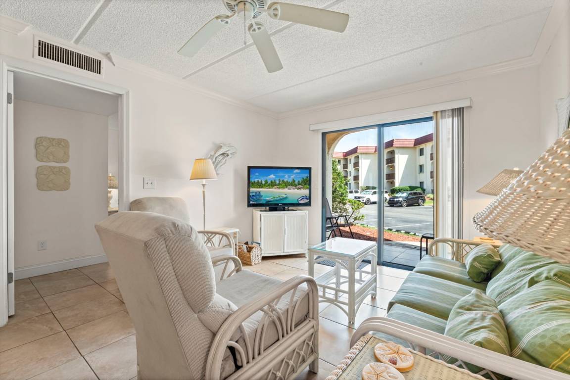 Condo ∙ 2 Bedrooms ∙ 6 Guests - St. Augustine Beach, FL