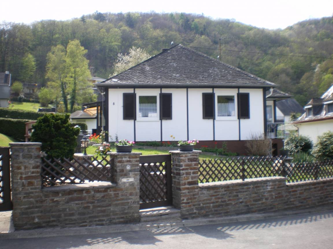 110 M² House ∙ 2 Bedrooms ∙ 4 Guests - Hahn