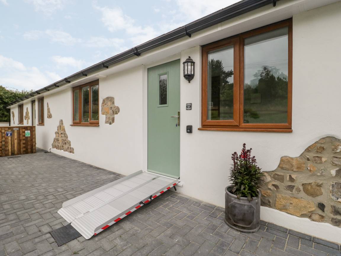 Cottage ∙ 1 Bedroom ∙ 4 Guests - Axminster
