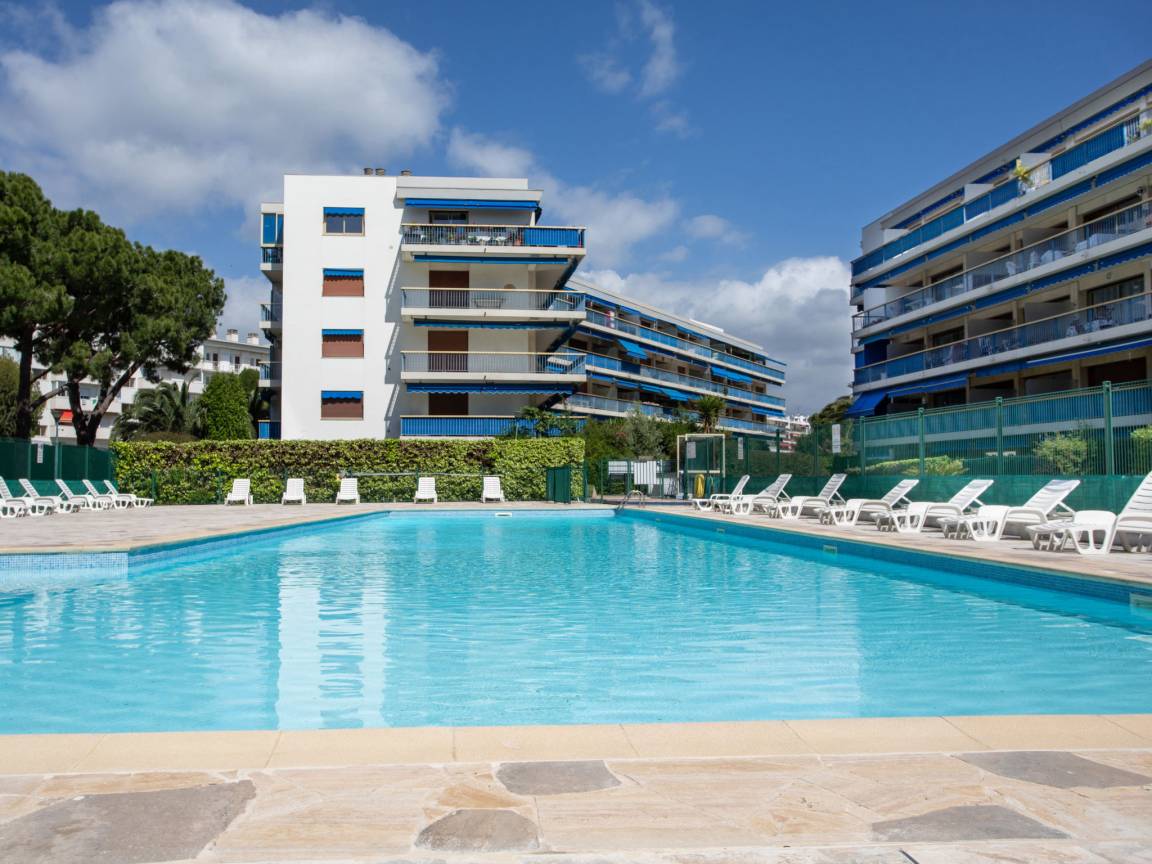 56 M² Appartement ∙ 2 Chambres ∙ 6 Personnes - Plage des Bouches du Loup